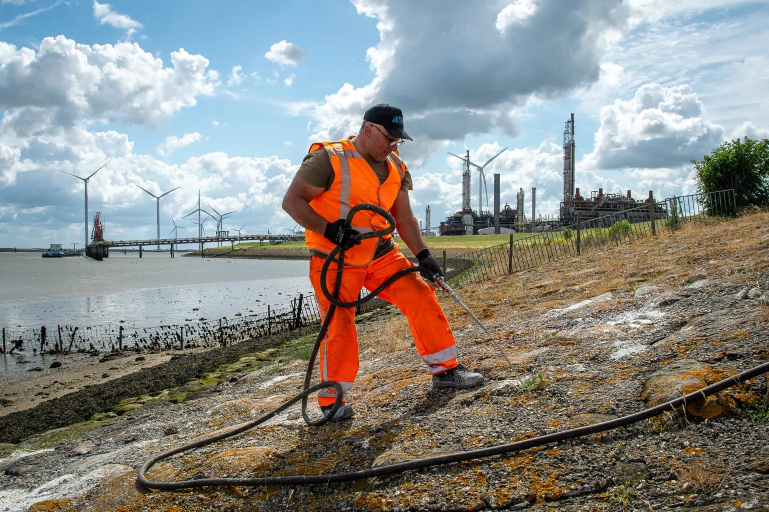 SealteQ SLS injecteert zeedijk Farmsum – SealteQ